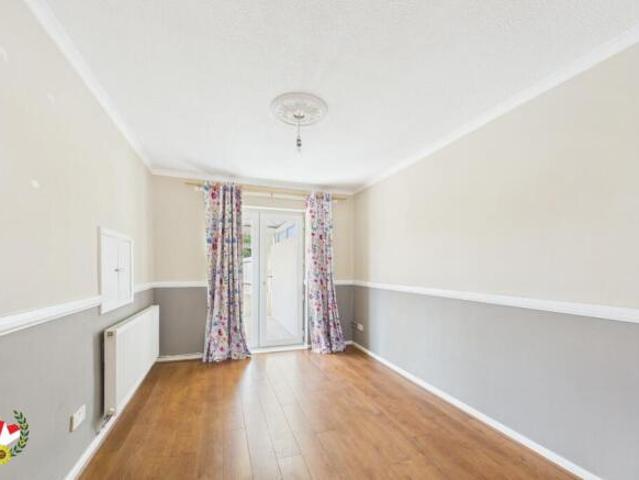3 bedroom semi detached house for sale in The Oval, Linden, Gloucester, GL1