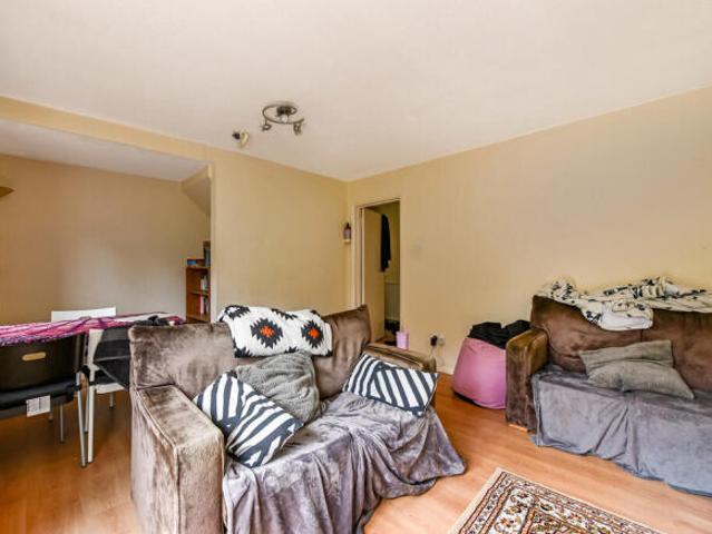 3 bedroom semi detached house for sale in The Valley, Stanmore, SO22