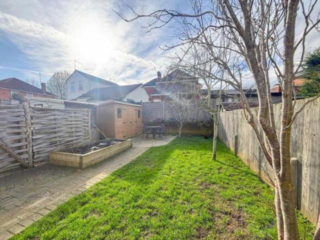 3 bedroom semi detached house for sale in Timberdine Avenue, Worcester, WR5