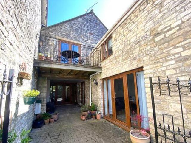 3 Bedroom Semi detached House For Sale In Timsbury