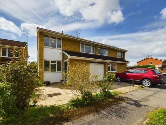 3 Bedroom Semi detached House For Sale In Tilehurst