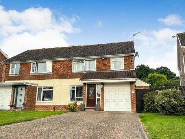 3 Bedroom Semi detached House For Sale In Tilehurst, Reading