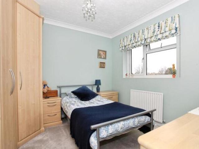 3 bedroom semi detached house for sale in Tiverton Road, Peterborough, PE3