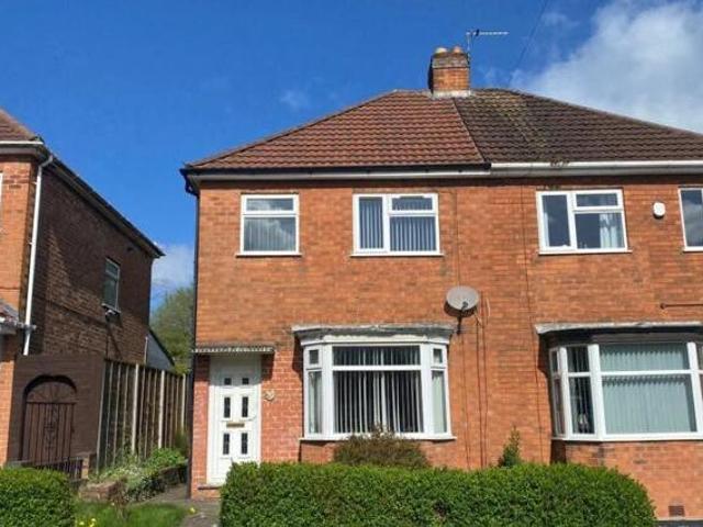 3 Bedroom Semi detached House For Sale In Tividale, Oldbury
