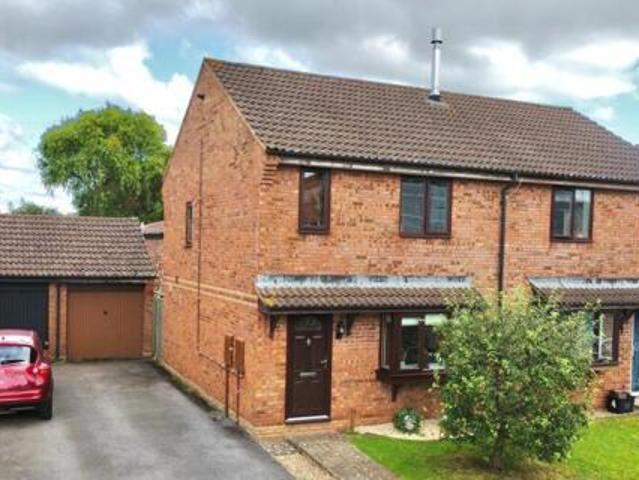 3 Bedroom Semi detached House For Sale In Tonedale, Wellington