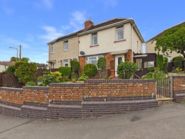 3 bedroom semi detached house for sale in Tolladine Road, Worcester, Worcestershire, WR4