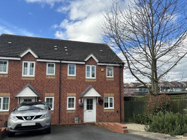 3 Bedroom Semi detached House For Sale In Top Valley