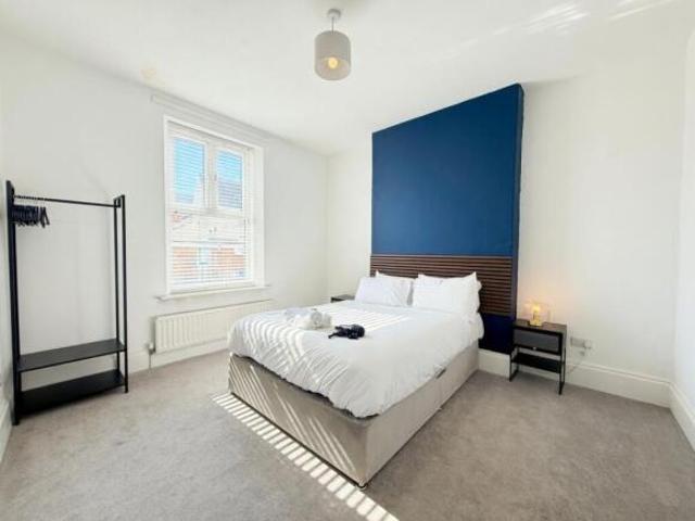 3 bedroom semi detached house for sale in Tynemouth Road, Newcastle upon Tyne, NE6