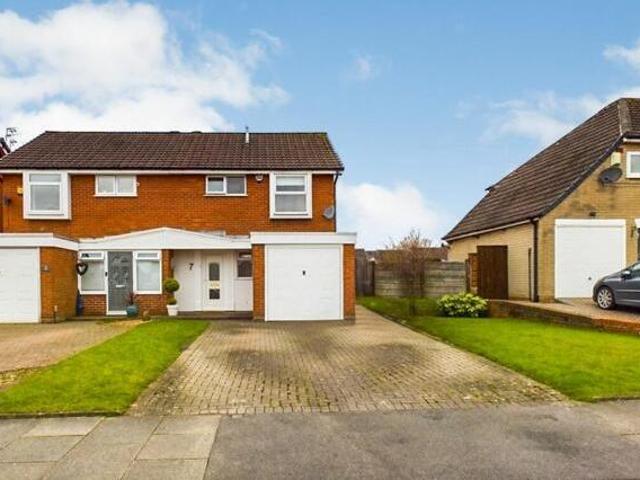 3 Bedroom Semi detached House For Sale In Tyldesley