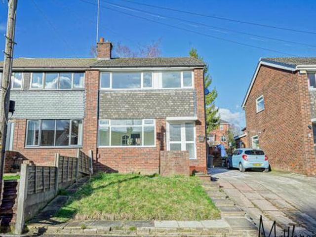 3 Bedroom Semi detached House For Sale In Tyldesley, Manchester