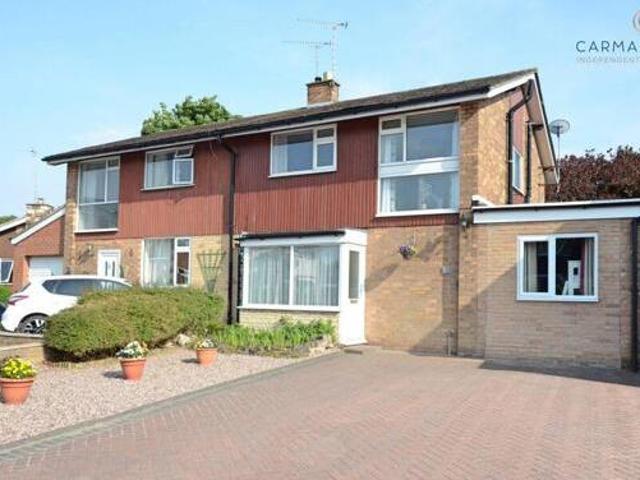 3 Bedroom Semi detached House For Sale In Upton