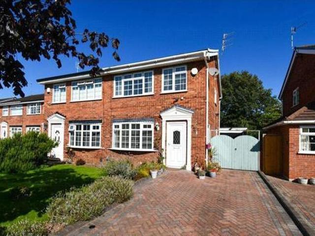 3 Bedroom Semi detached House For Sale In Upton