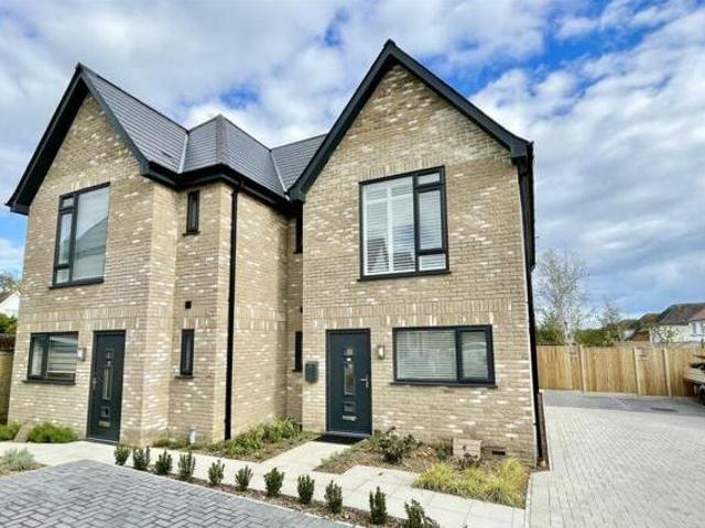 3 Bedroom Semi detached House For Sale In Upton