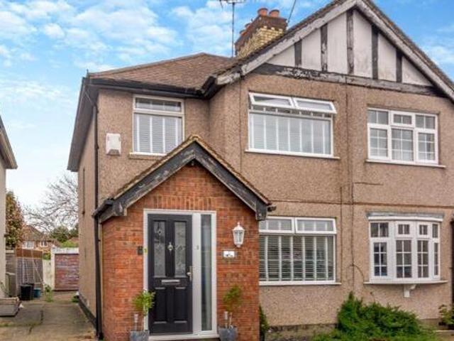 3 Bedroom Semi detached House For Sale In Uxbridge