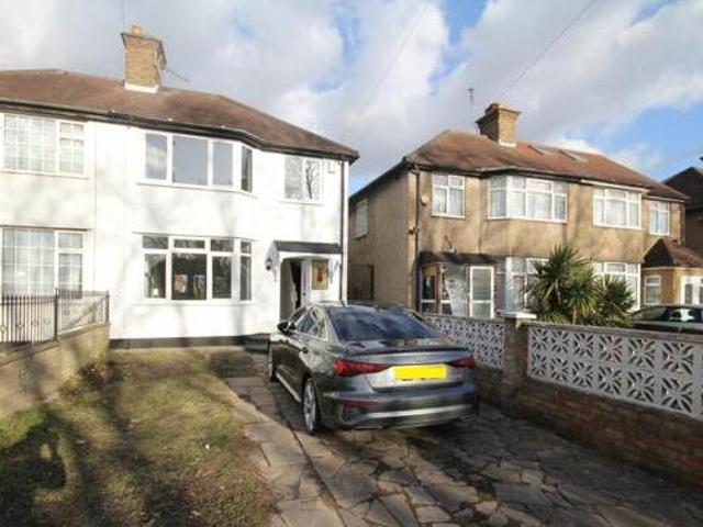 3 Bedroom Semi detached House For Sale In Uxbridge
