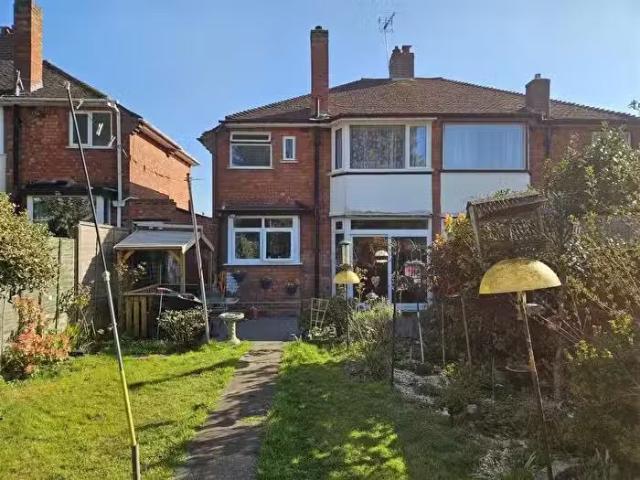 3 Bedroom Semi Detached House For Sale In Valley Road, Solihul.
