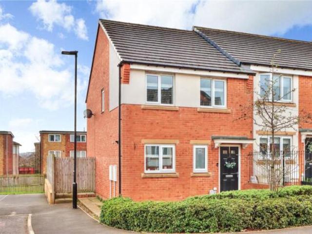3 bedroom semi detached house for sale in Vallum Place, Throckley, Newcastle upon Tyne, and Wear, NE15
