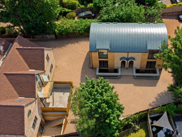3 bedroom semi detached house for sale in Verulam Road, St Albans, AL3
