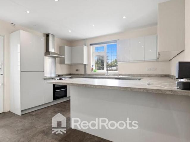 3 bedroom semi detached house for sale in Victoria Road, Bentley, Doncaster, South Yorkshire, DN5