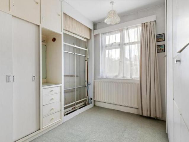 3 bedroom semi detached house for sale in Vista Way, Harrow, HA3