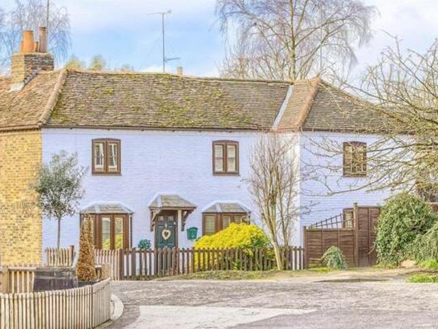 3 Bedroom Semi detached House For Sale In Wadesmill