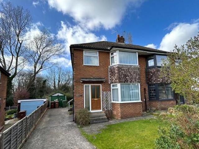 3 Bedroom Semi detached House For Sale In Wakefield