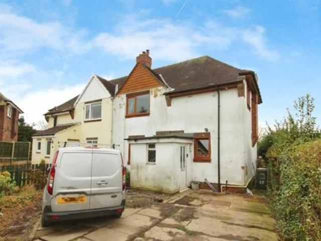 3 Bedroom Semi detached House For Sale In Wakefield, West Yorkshire