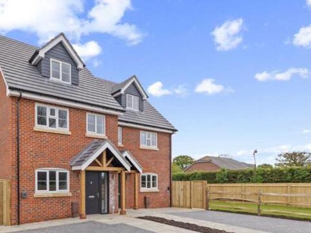 3 Bedroom Semi detached House For Sale In Walberton, West Sussex