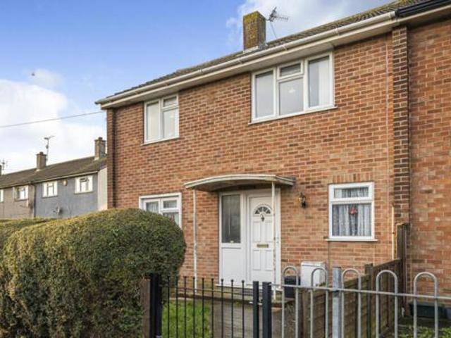 3 Bedroom Semi detached House For Sale In Walcot, Swindon