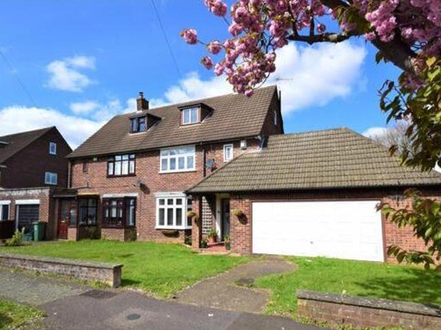 3 Bedroom Semi detached House For Sale In Wallington, Surrey