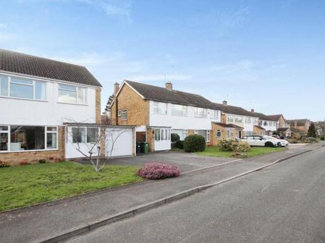 3 Bedroom Semi detached House For Sale In Warwick