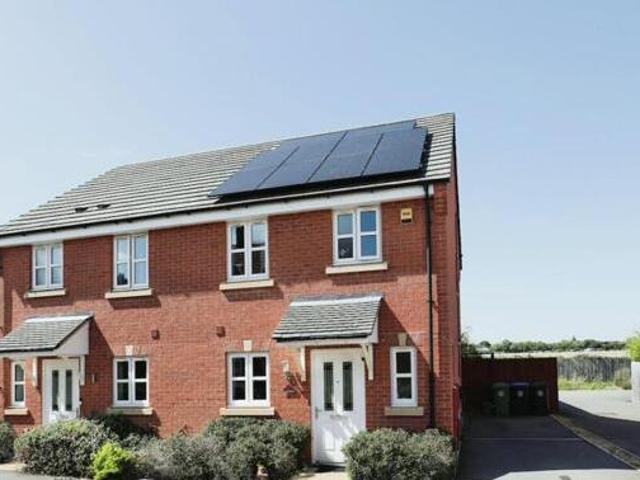 3 Bedroom Semi detached House For Sale In Warwick