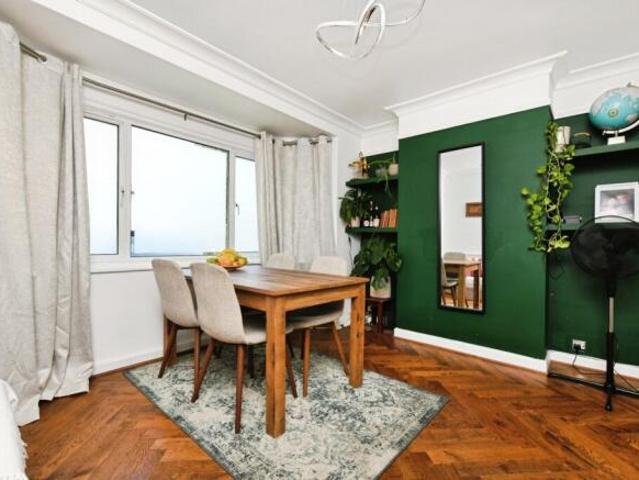 3 bedroom semi detached house for sale in Warescot Close, Brentwood, Essex, CM15