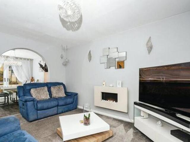 3 Bedroom Semi detached House For Sale In Warrington