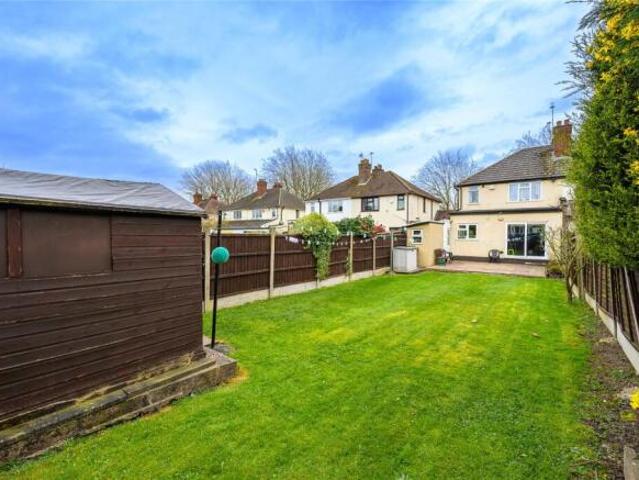 3 bedroom semi detached house for sale in Warstones Road, Penn, Wolverhampton, West Midlands, WV4