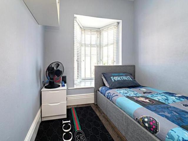 3 bedroom semi detached house for sale in Watt Street, Hull, HU9