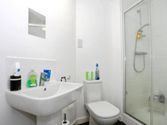 3 bedroom semi detached house for sale in Waterfield Close, Peterborough, Cambridgeshire, PE3