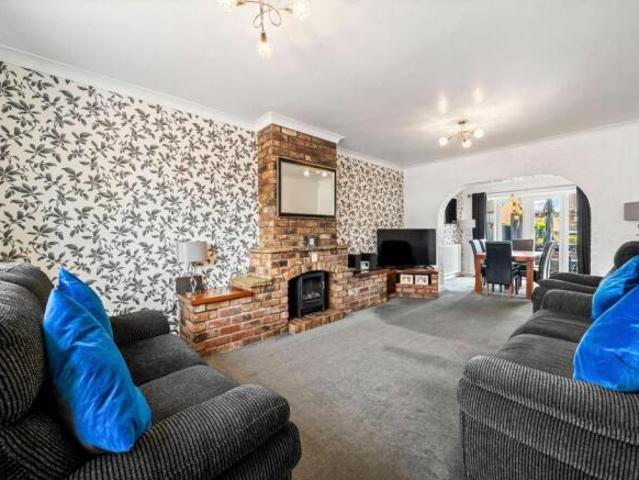 3 bedroom semi detached house for sale in Waterworks Lane, Winwick, WA2