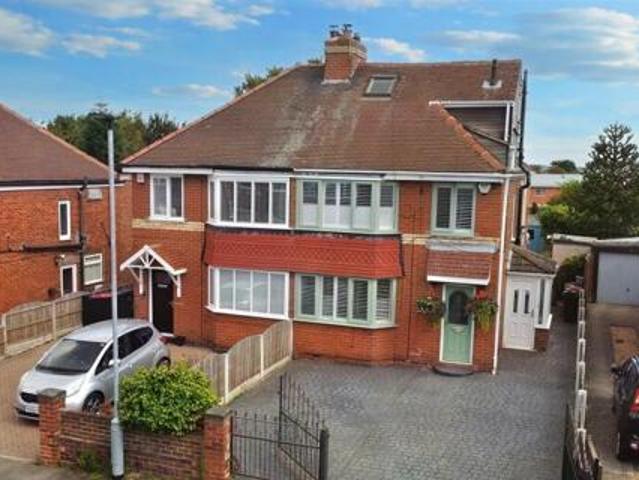 3 Bedroom Semi detached House For Sale In Wath upon dearne