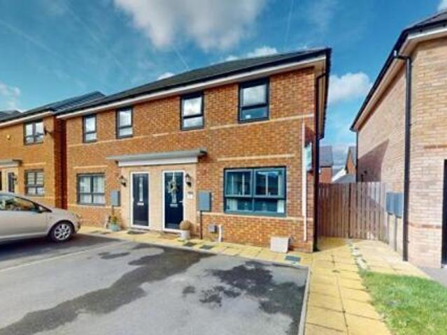 3 Bedroom Semi detached House For Sale In Waverley
