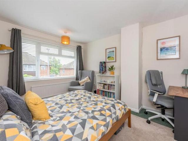 3 bedroom semi detached house for sale in Waverley Road, Drayton, PO6