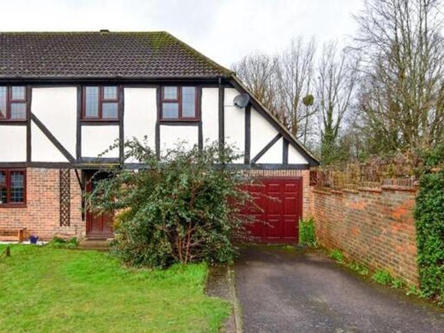 3 Bedroom Semi detached House For Sale In Weavering, Maidstone