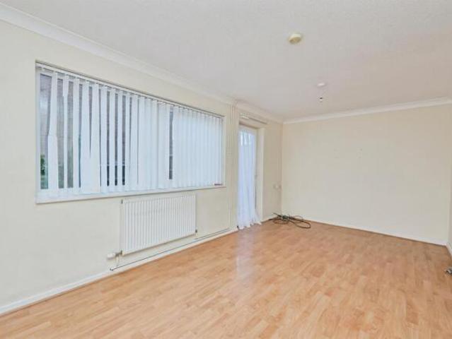 3 bedroom semi detached house for sale in Webster Close, Norwich, NR5