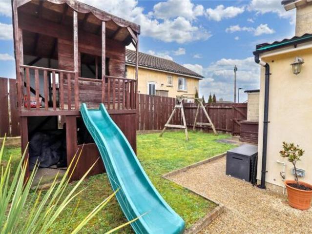 3 bedroom semi detached house for sale in Wedgwood Road, Twerton, Bath, BA2