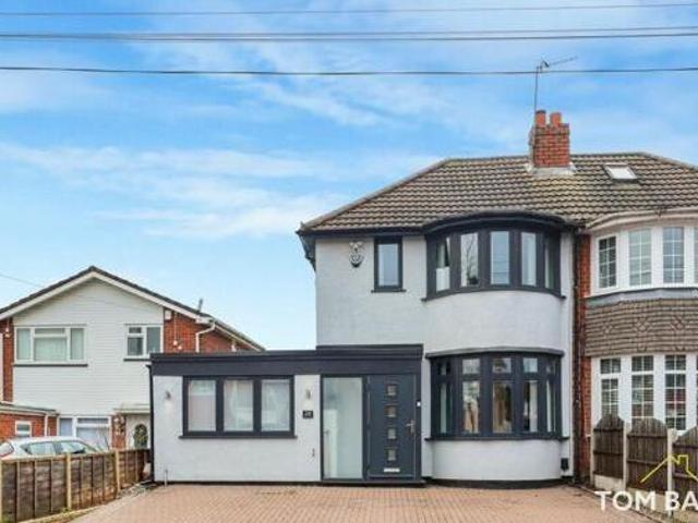 3 Bedroom Semi detached House For Sale In Wednesbury