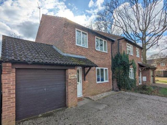 3 Bedroom Semi detached House For Sale In Welland