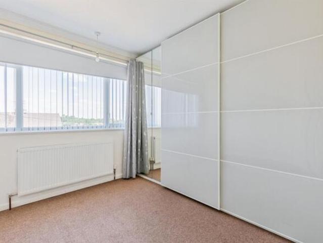 3 bedroom semi detached house for sale in Wellesbourne Road, Coventry, CV5