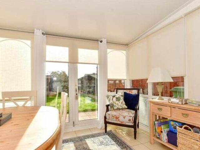 3 Bedroom Semi detached House For Sale In Welling