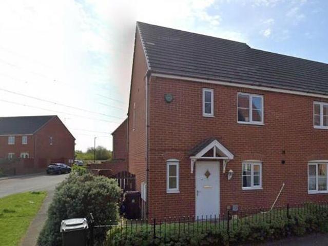 3 Bedroom Semi detached House For Sale In West Allotment, Newcastle Upon Tyne
