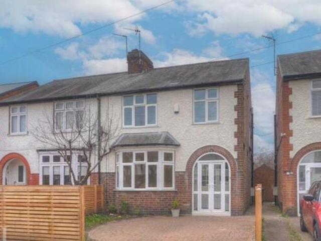 3 Bedroom Semi detached House For Sale In West Bridgford